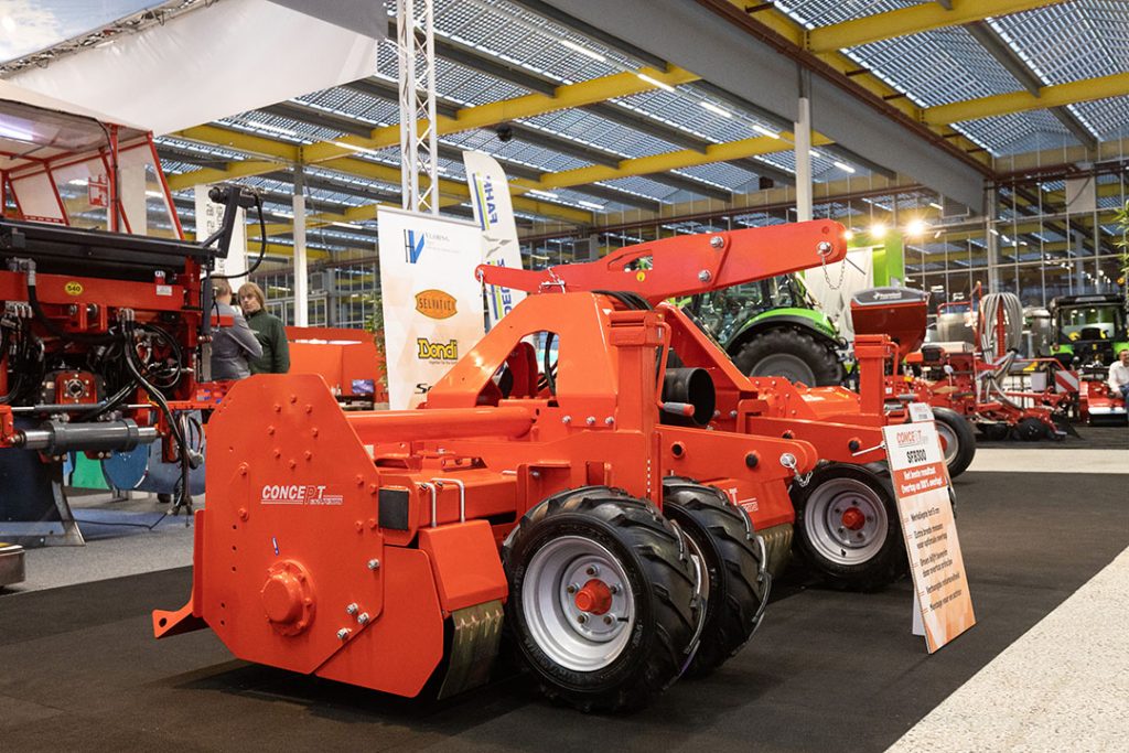 Vlaming Groep showt Italiaanse Biomulch-overtopfrees - Trekker