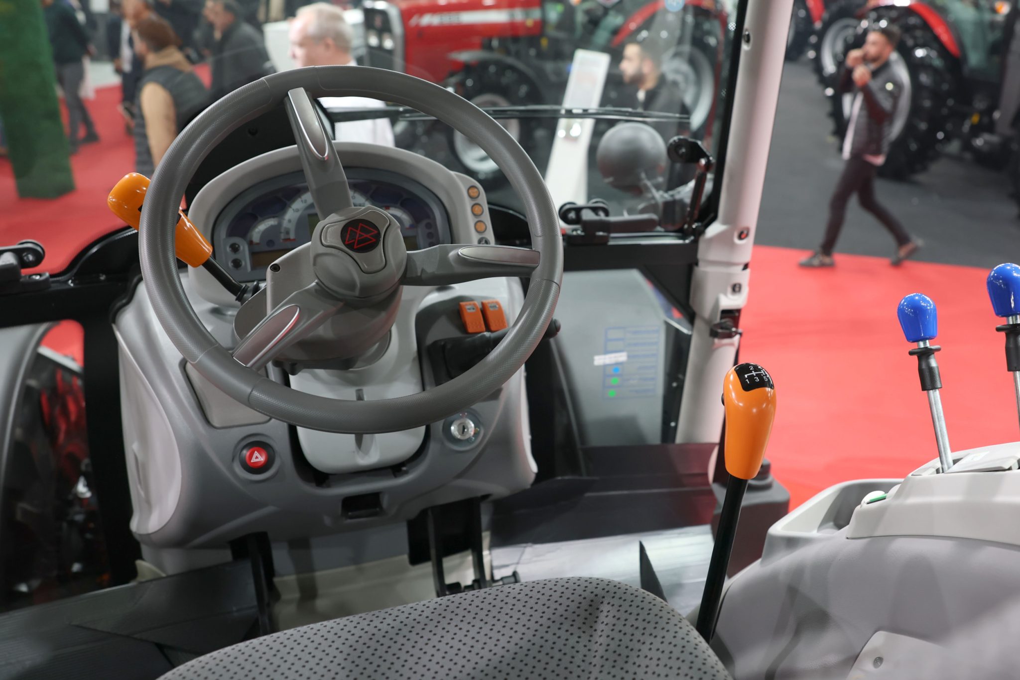 Deze trekkers laat Massey Ferguson door Deutz-Fahr bouwen - Trekker