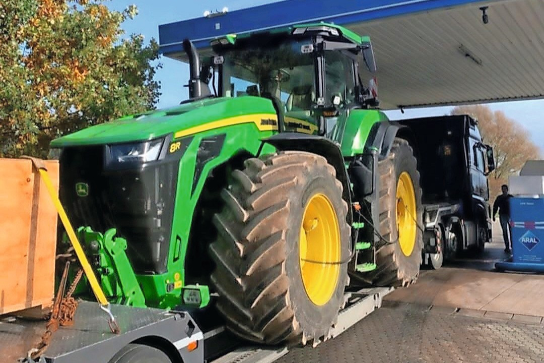 Gespot: prototype John Deere 8R - Trekker